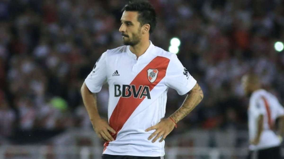 Scocco quedó descartado para la final de la Copa Libertadores