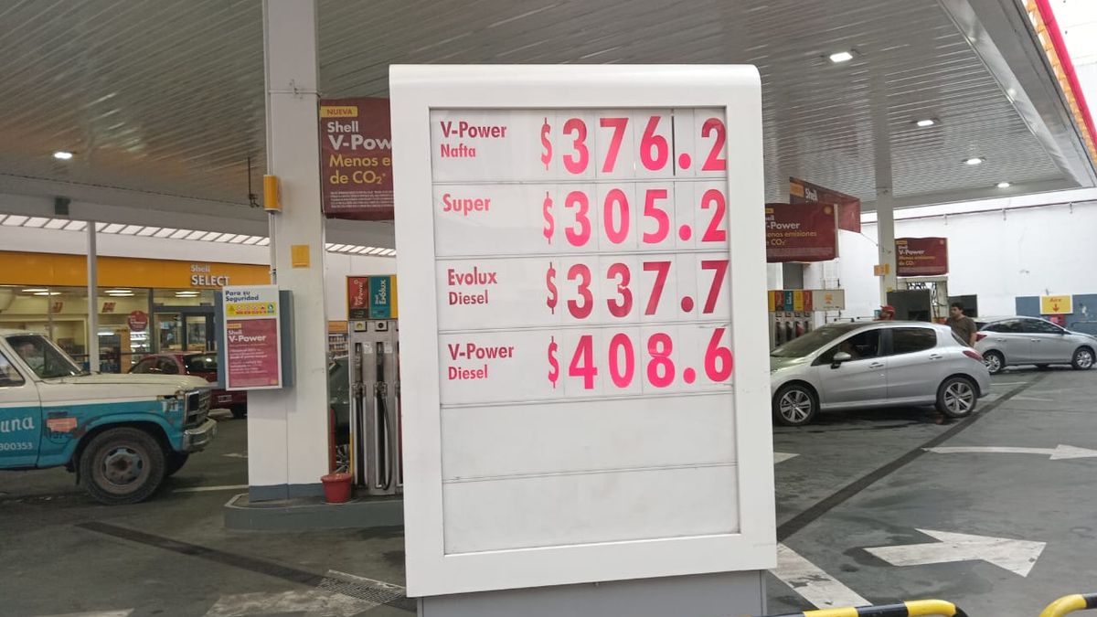 Shell aumentó los precios de sus combustibles por segundo día consecutivo