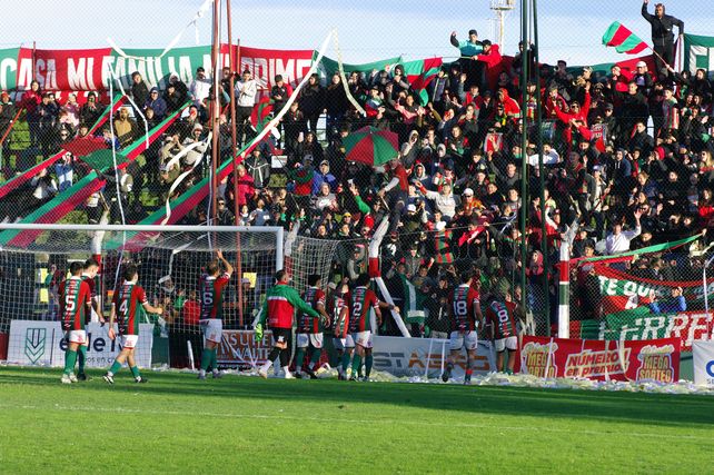 Sportivo Las Parejas es un club familiar con sueños a nivel nacional