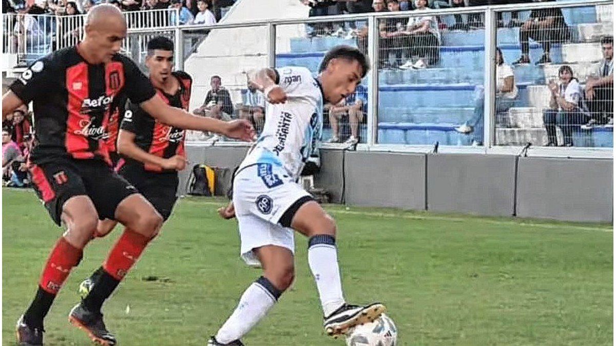 Defensores de Belgrano ganó en Rafaela y quedó a tiro de Colón y San Telmo