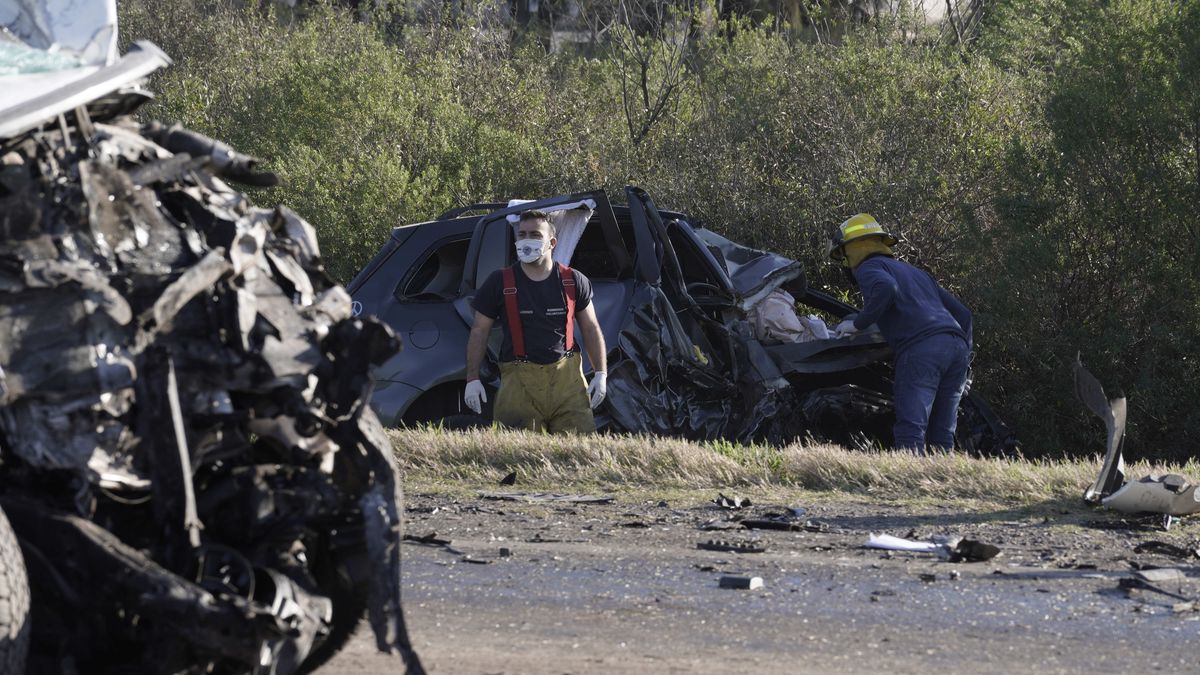 Una falla humana, la principal hipótesis del choque en la autopista ...