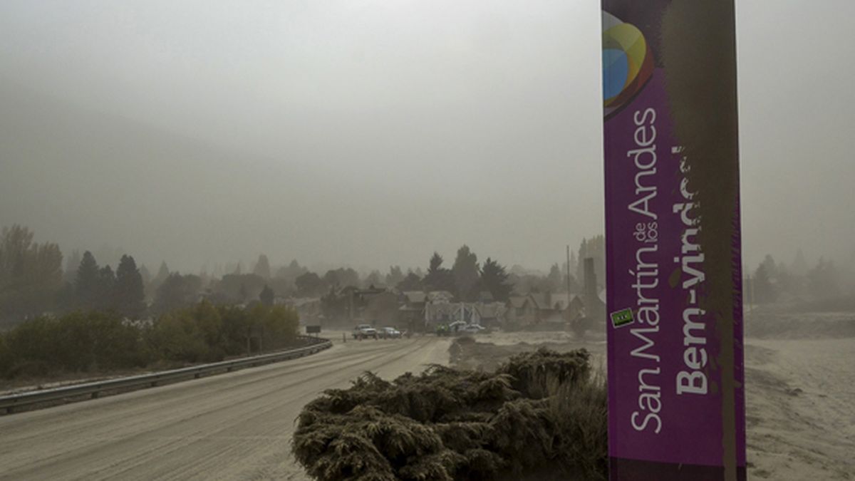 Las cenizas complican en la cordillera