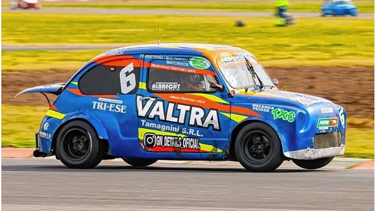 El nuevo Car Show se presentó con éxito en San Jorge