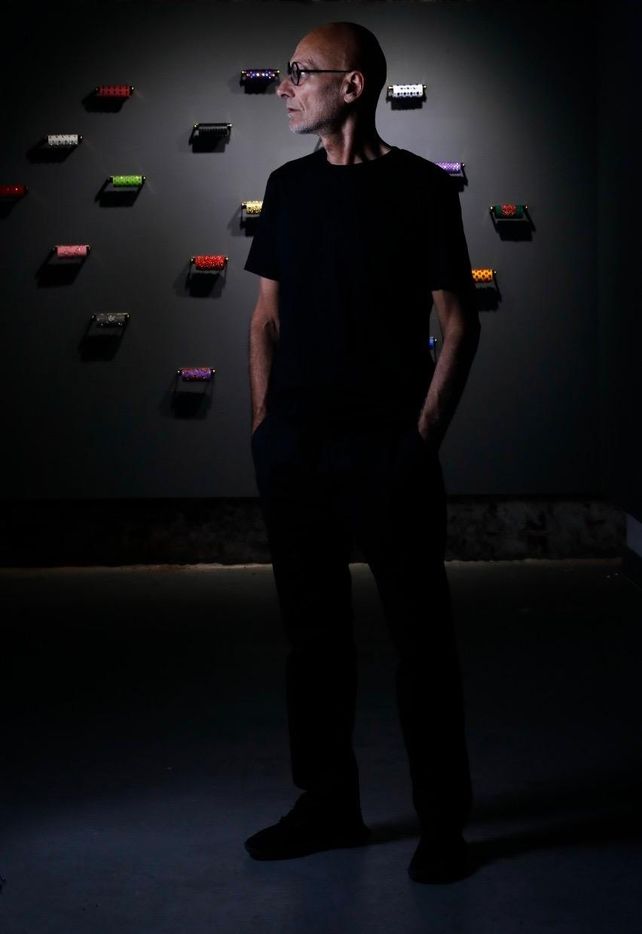 Charla sobre la obra de César Baracca, artista plástico de Rosario que vive en Londres