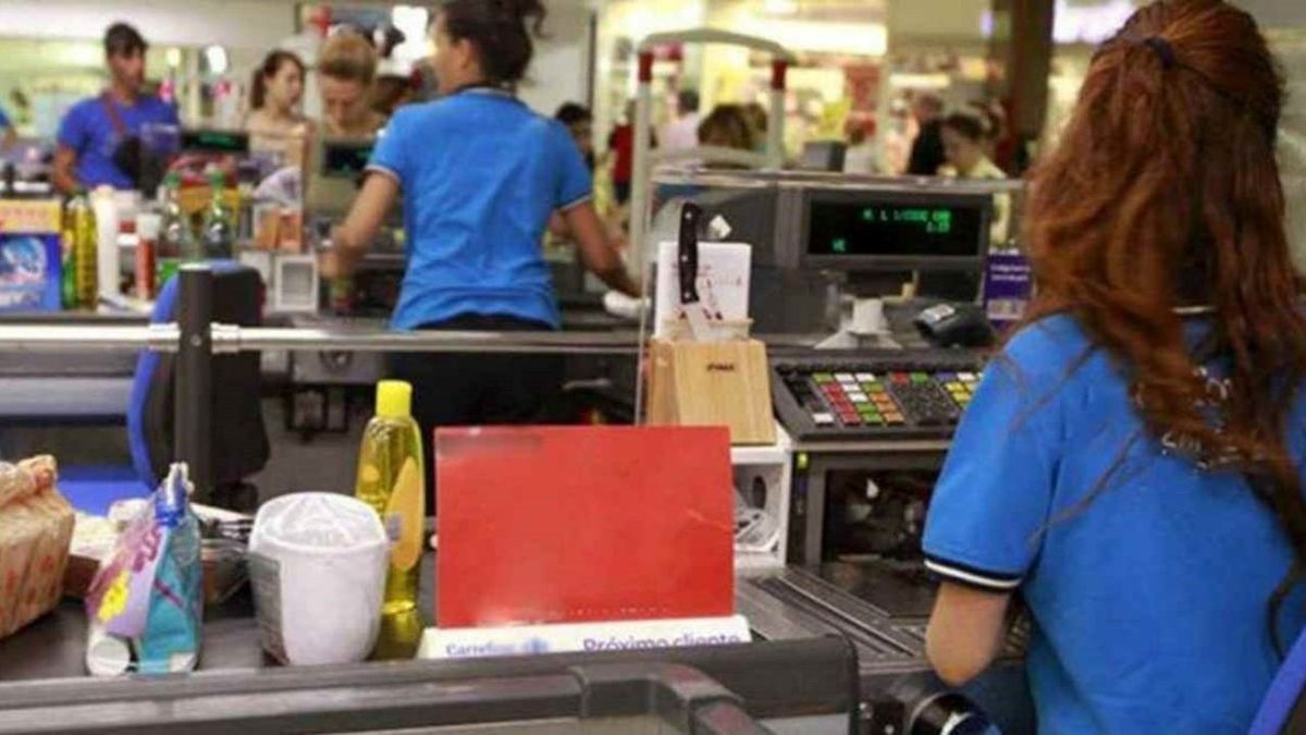 El Sindicato De Comercio Pactó Un Aumento Trimestral Del 27 Y Llevó El 8683