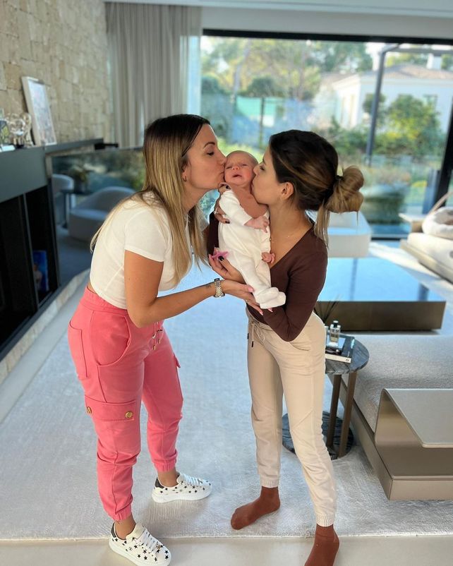 Di María y su esposa conocieron a Emilia, la bebita de Giovani Lo Celso