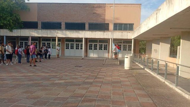 Escuela Guadalupe: la comunidad educativa se moviliza para arreglar ...