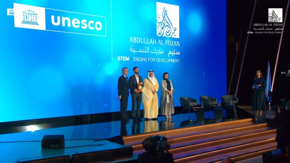 Unesco premió al científico fundador de la startup santafesina Apolo ...
