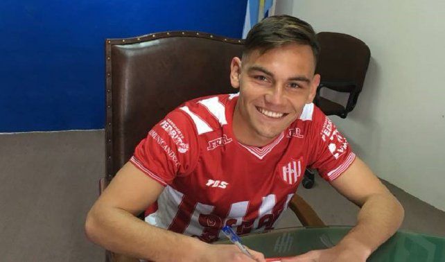 Franco Godoy firmó su primer contrato en Unión