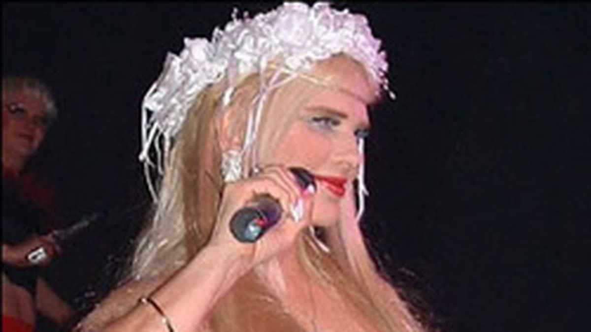 Simeone estuvo en Bailando para ver a su ¿mujer? y a la Cicciolina le ...