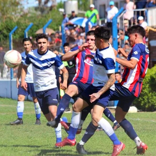 Atlético Elortondo, el único ganador en el inicio de los playoffs de la ...