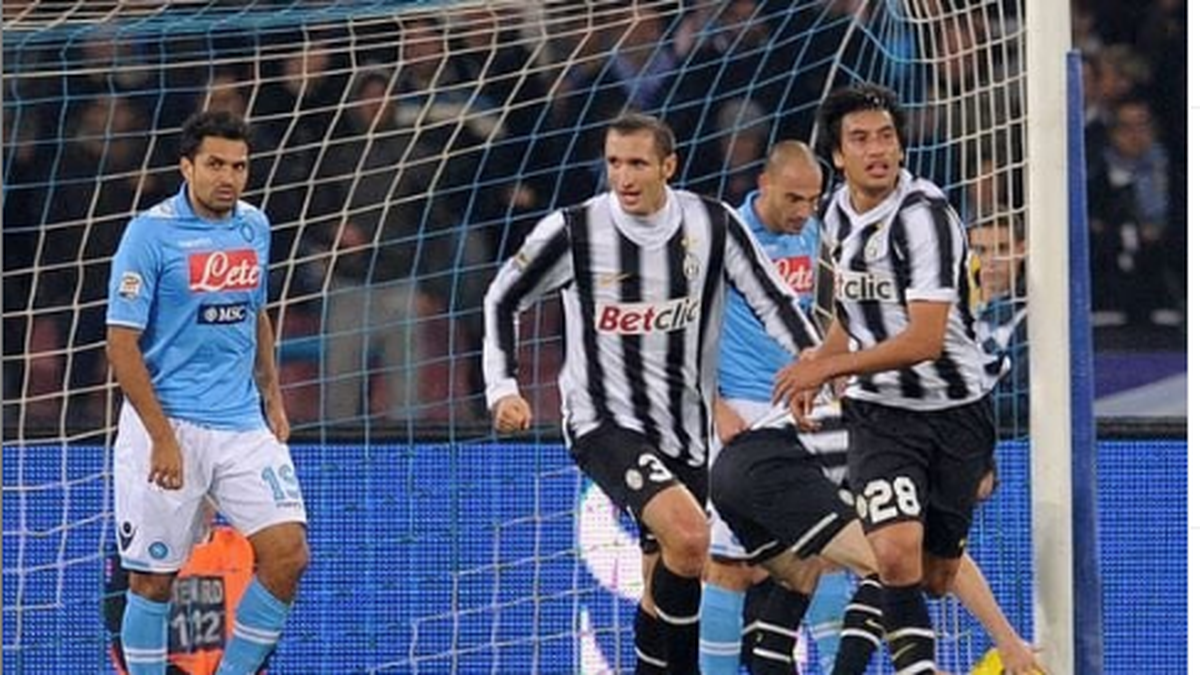 El Chelo Estigarribia salió en defensa de Arturo Vidal