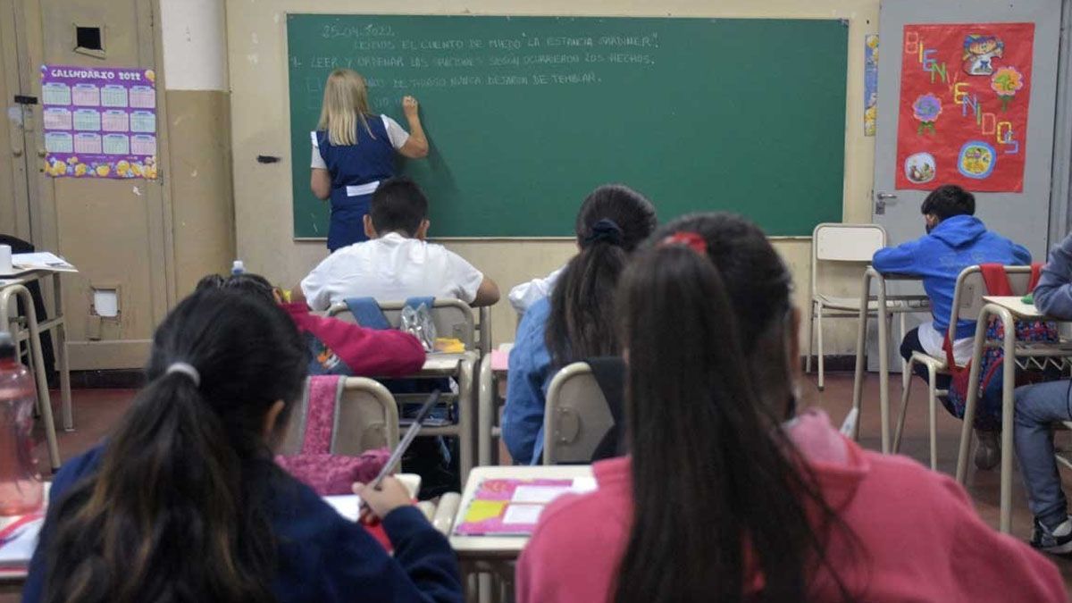 El gobierno confirmó que a los docentes que hagan medidas de fuerza se ...