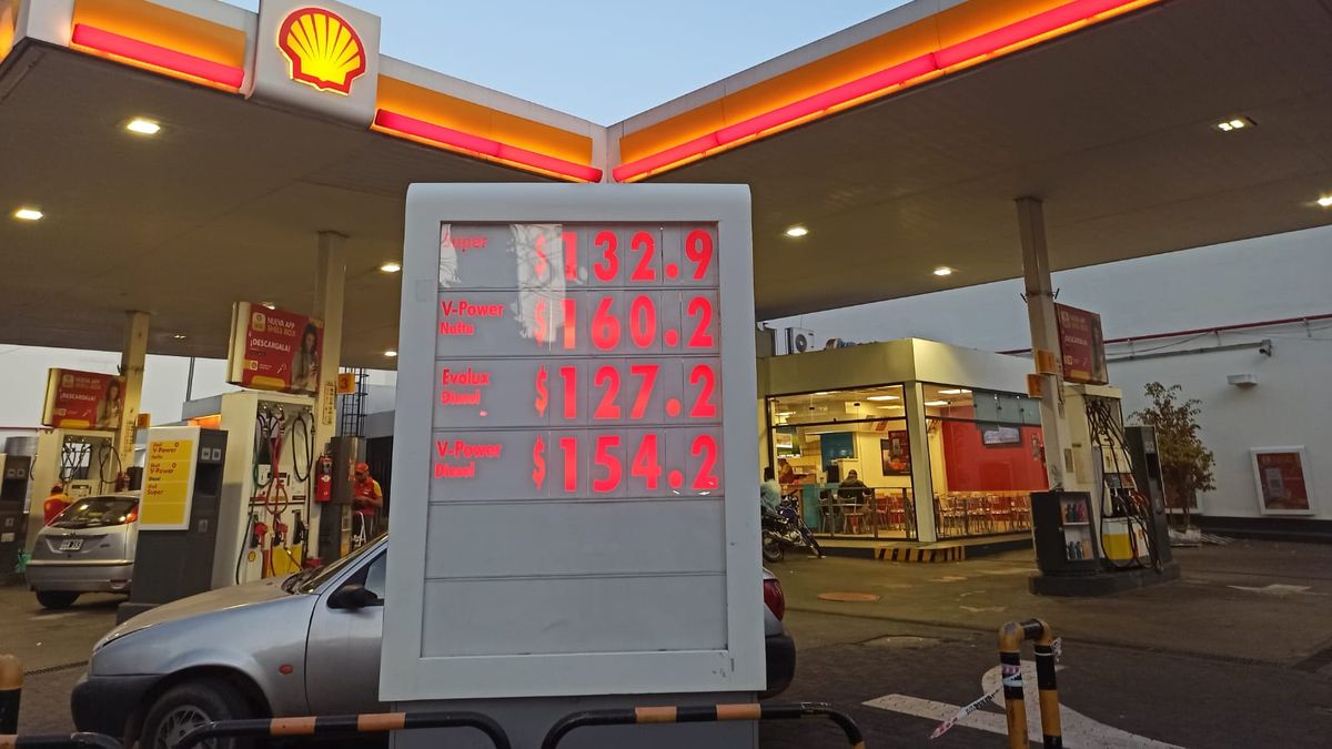 Combustible: Axion y Shell ya subieron los precios y se espera que lo haga YPF
