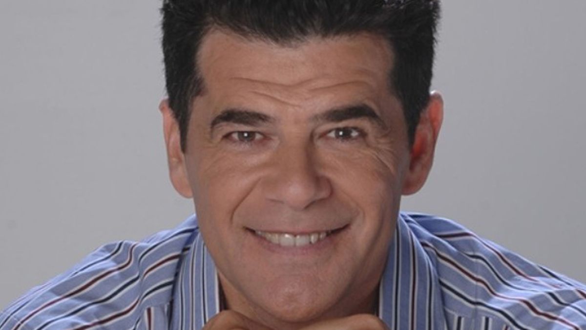 Julián Weich cambió de canal y por ahora es el pase del año