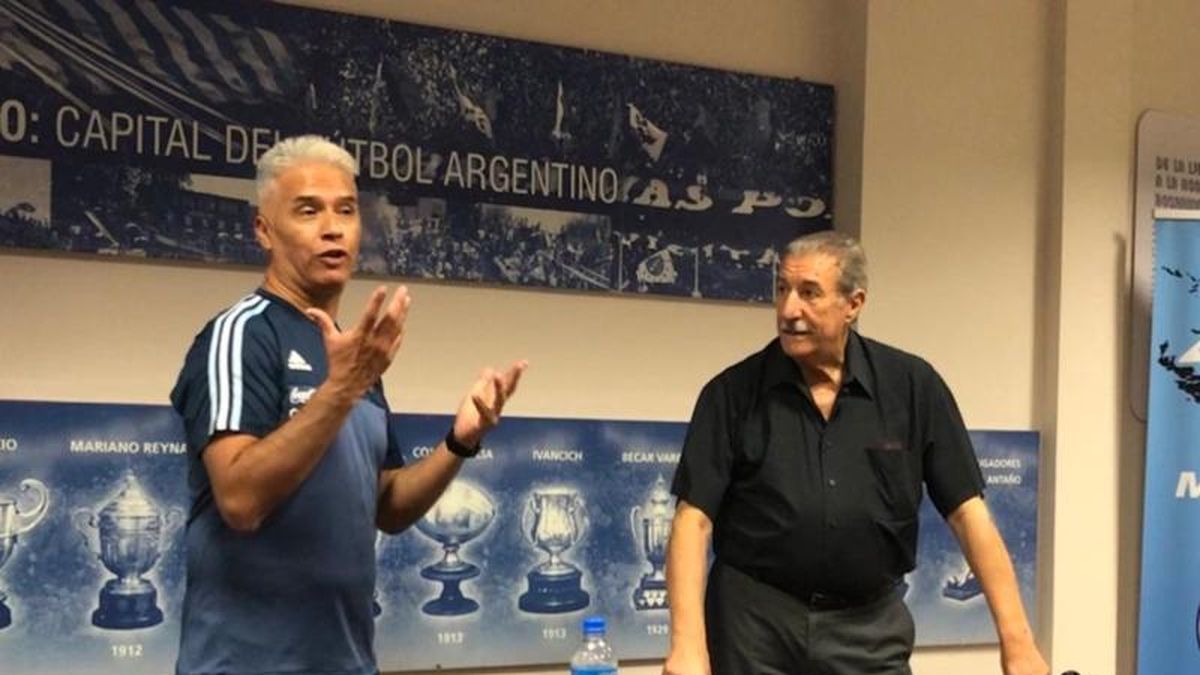 Lechner, instructor de árbitros