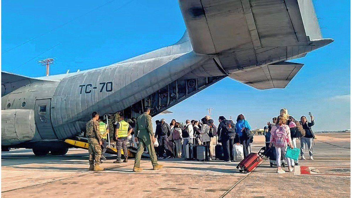 Continúa la repatriación de argentinos desde Israel y este sábado se ...