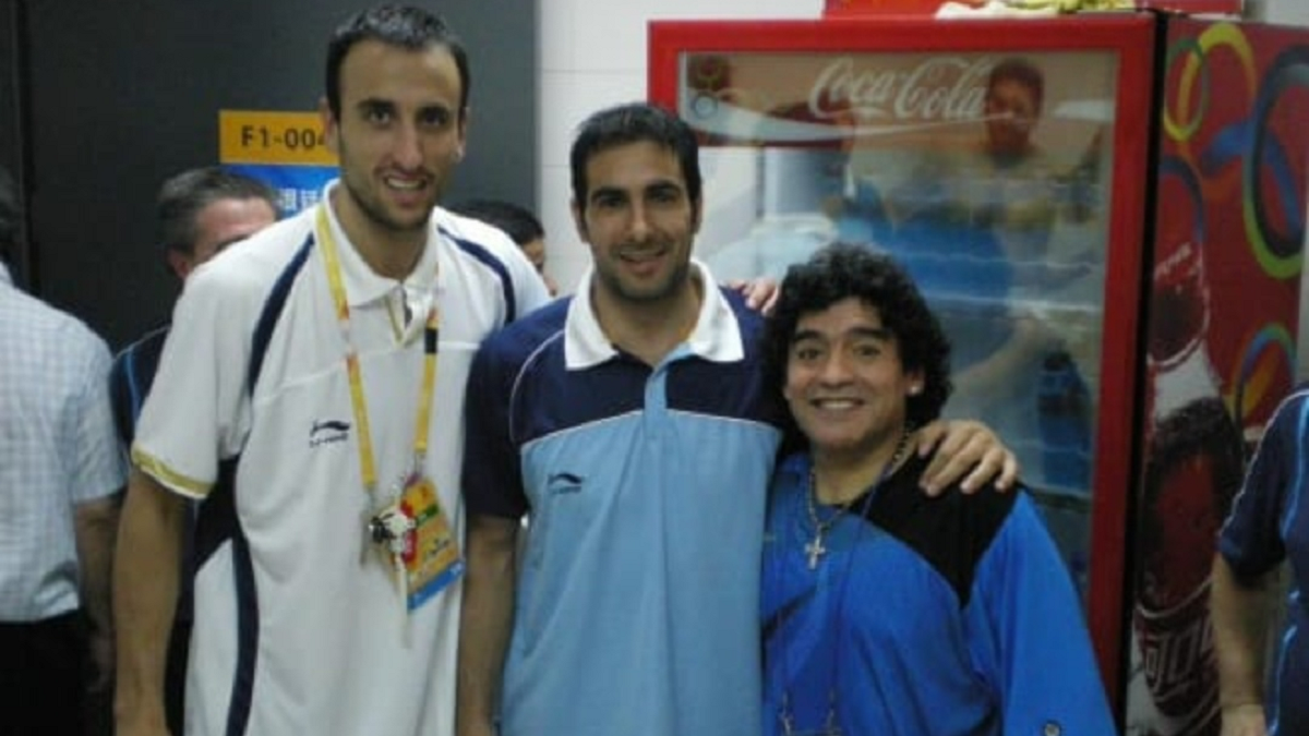 Paolo Quinteros recordó a Maradona con dos fotos memorables