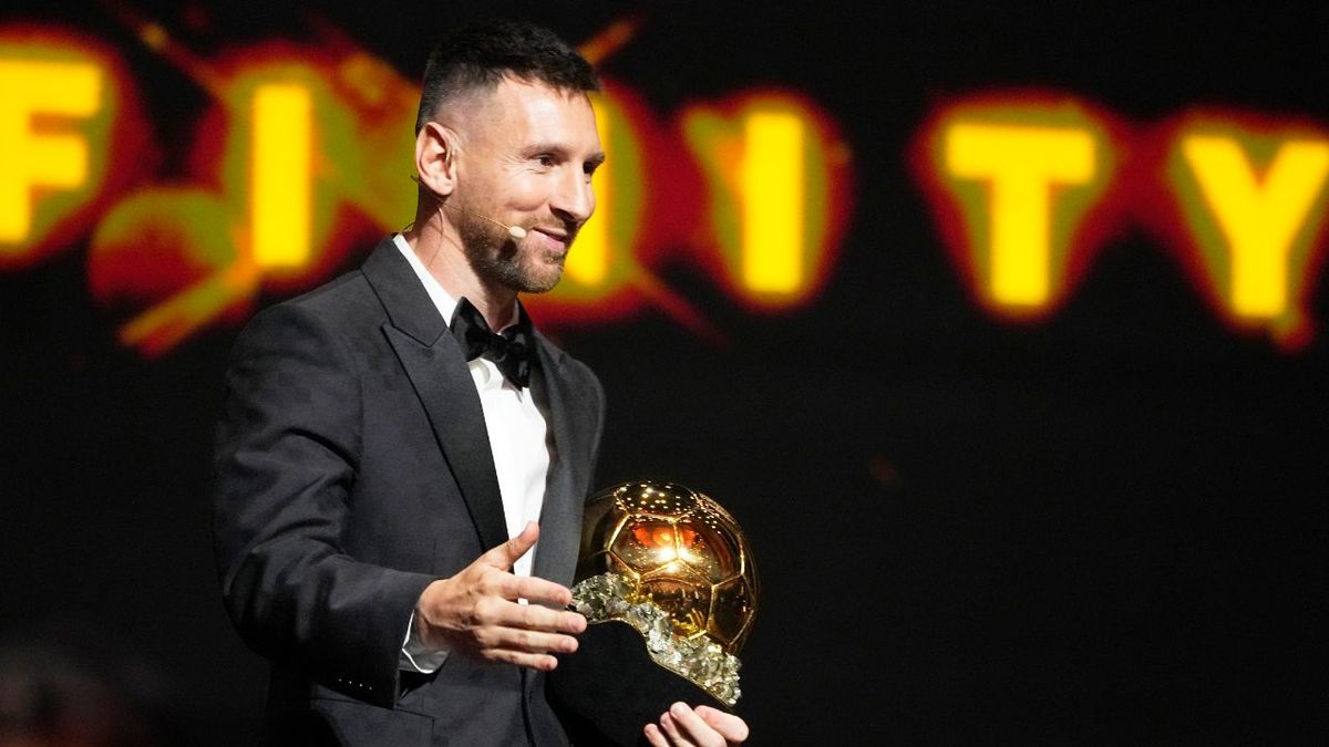 Lionel Messi es infinito: lo hizo de nuevo y ganó su octavo Balón de Oro