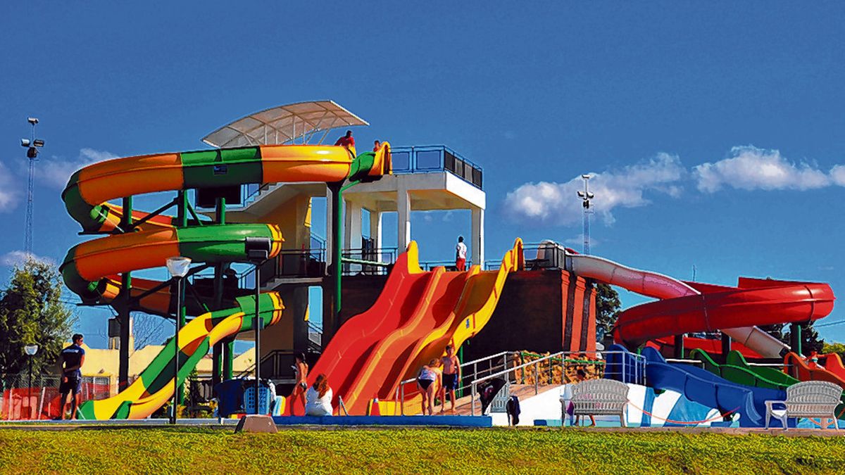Diversión para toda la familia en el parque acuático de Colón
