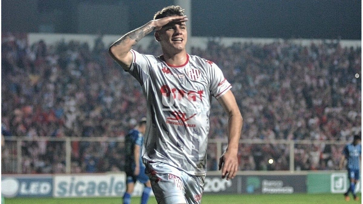 Kevin Zenón firmaría un nuevo contrato para salir de Unión