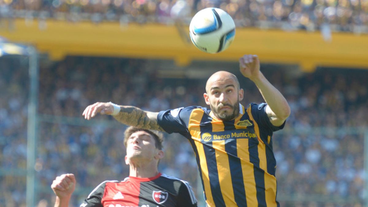 Se llamará Javier Pinola una tribuna del estadio de Nuremberg