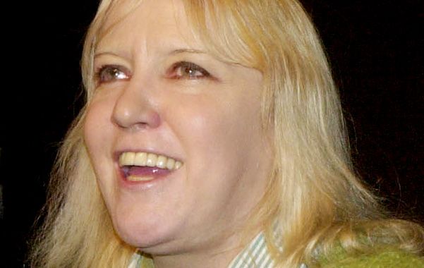 A los 61 años murió la escritora Elsa Bornemann, ícono de la literatura ...