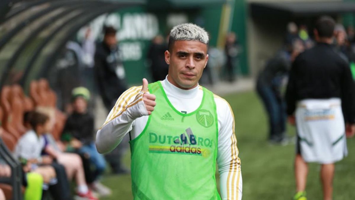 Brian Fernández le habría dado el sí a Colón