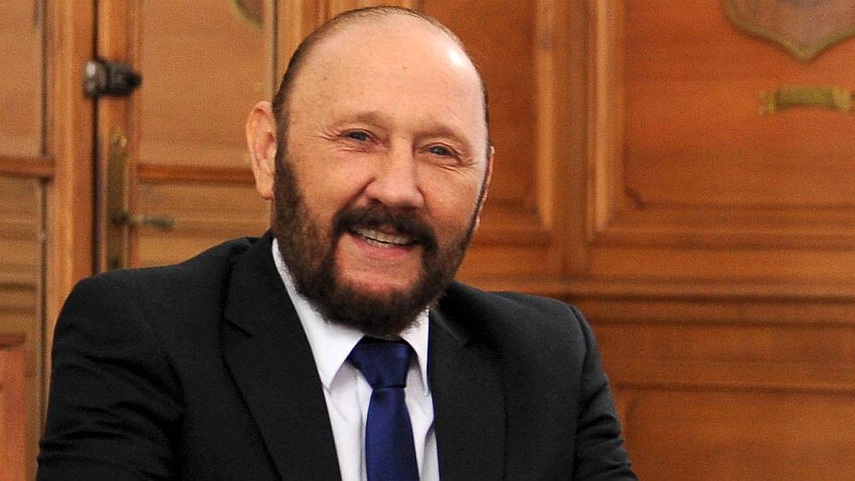 Insfrán también desdobla la elección y en Formosa se votará el 16 de junio