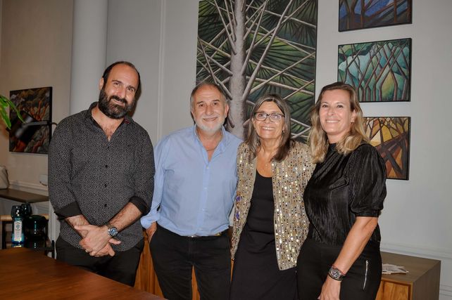 Dark junto a Subsuelo