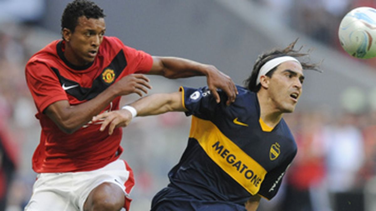 En el debut del Coco Basile, Boca perdió 2 a 1 con Manchester United