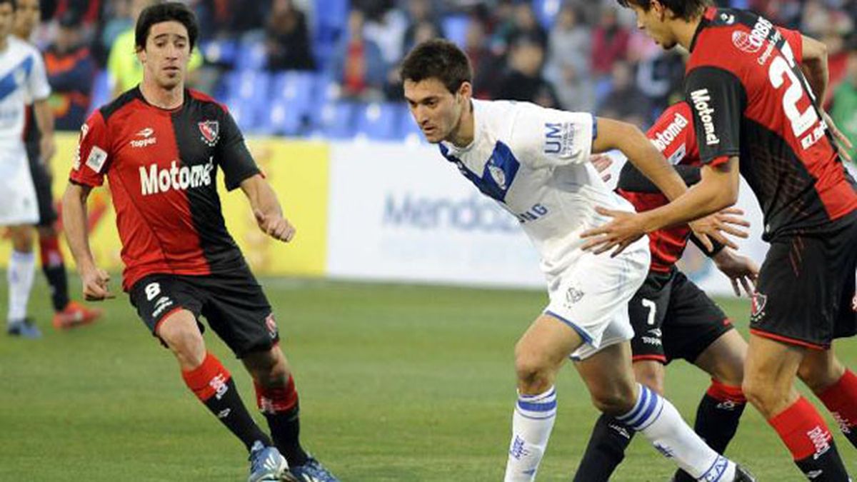 Vélez derrotó a Newells en Mendoza y es el supercampeón 2013