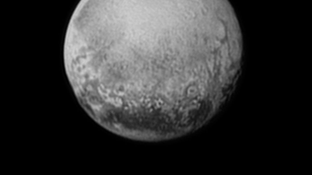 Plutón es mayor de lo que creían hasta ahora los científicos