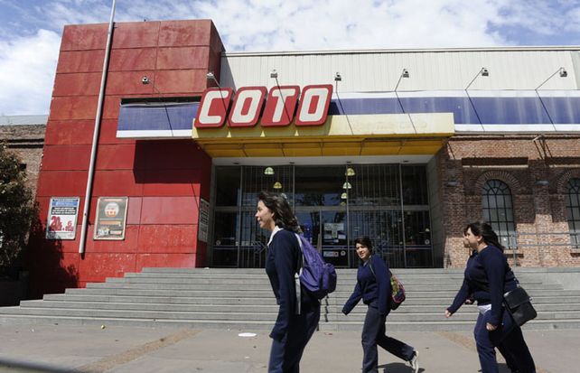Supermercados Coto cierra sus puertas por el Día del Empleado de Comercio