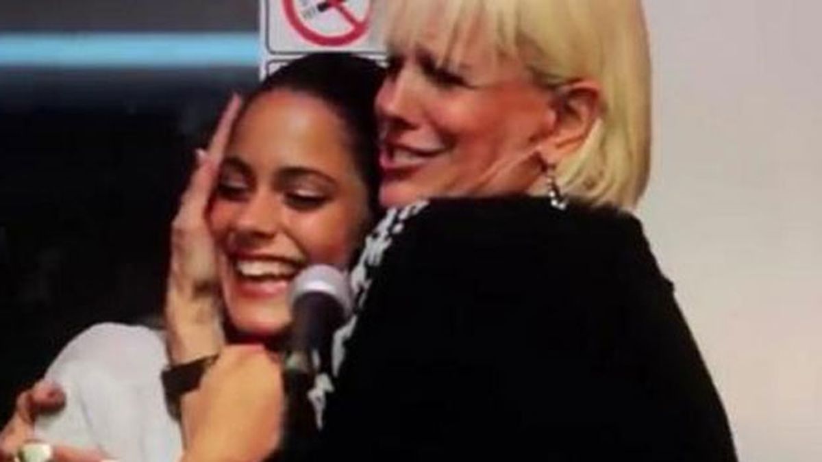 Violetta y Valeria Lynch, juntas