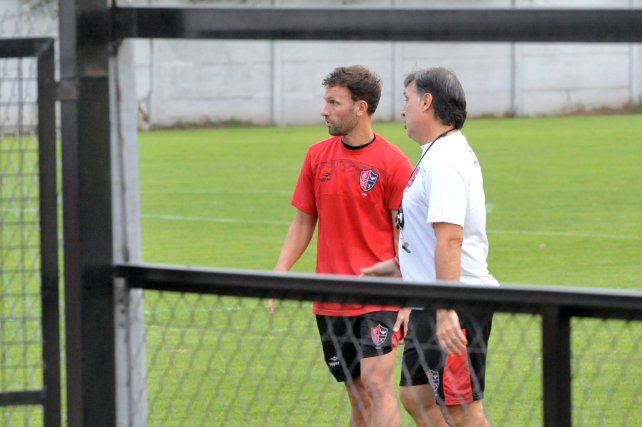Todo Newells se alineó con el plan salvación: desde el Tata Martino a ...