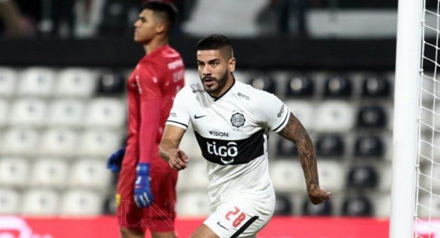 Newells espera señales por Recalde y Fernández Metilli