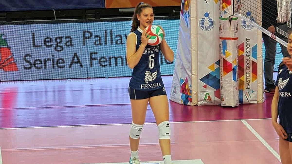 Victoria Mayer lleva su talento al vóley de Francia