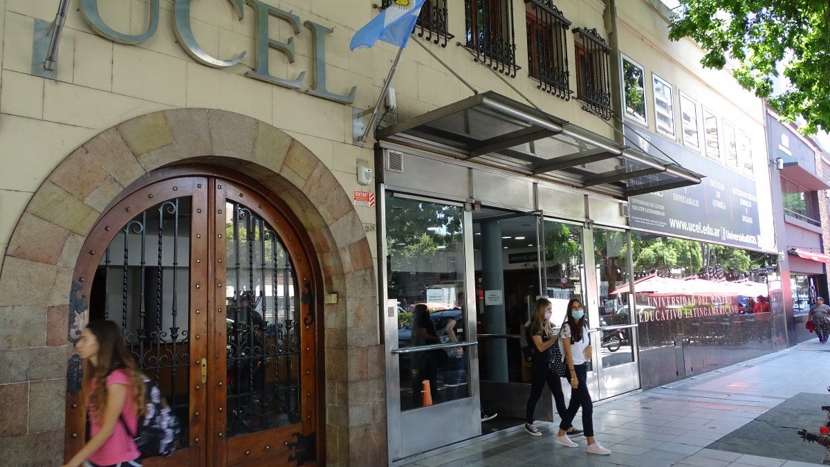 UCEL, una universidad que une excelencia académica y alta tasa de ...