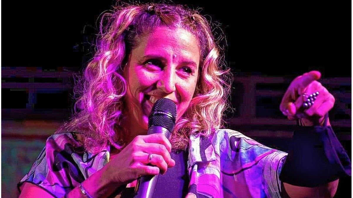 Gabi Zonis AcuStic Style estará en Almas de Río el sábado