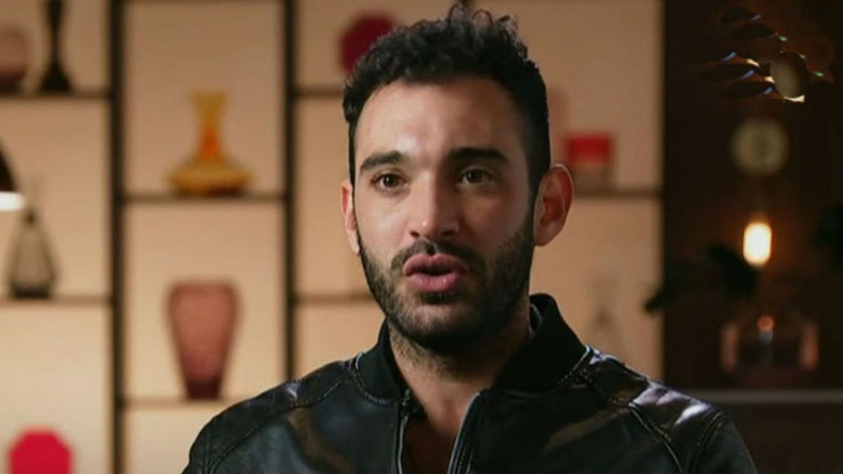 Nacho Sureda agarró los fideos con la mano y fue eliminado de Masterchef