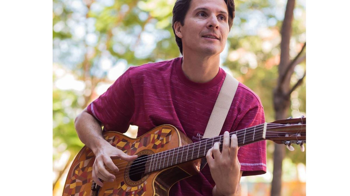 Canciones de la otra orilla en el centro cultural La Hendija