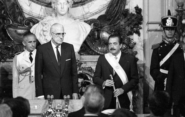 A 40 años de la asunción de Alfonsín y el inicio de la recuperación ...