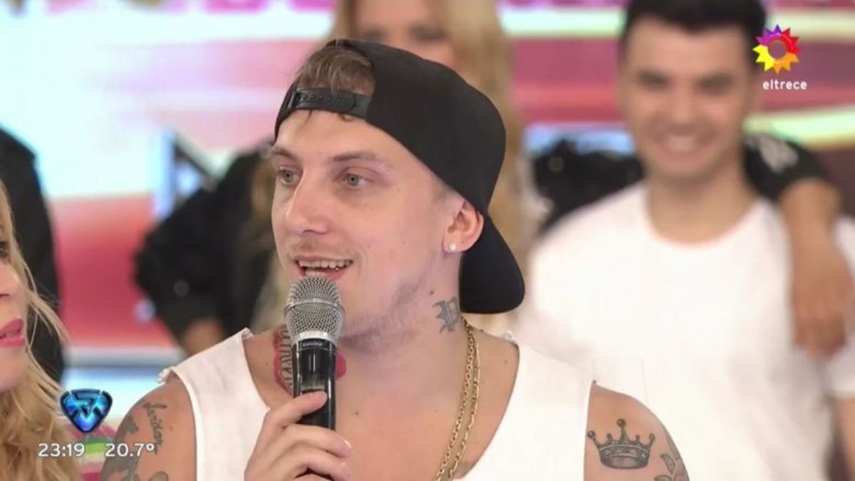 El Polaco se hizo un rotundo cambio de look
