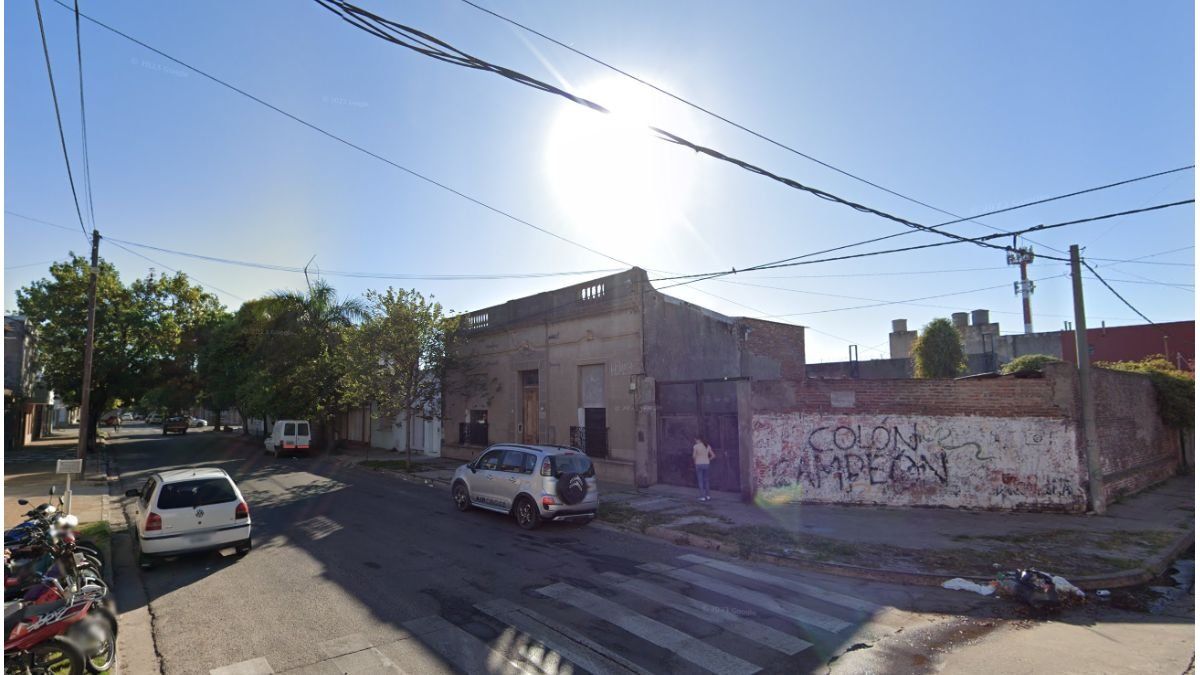 Robo y persecución en barrio Roma: detuvieron a dos delincuentes que ...