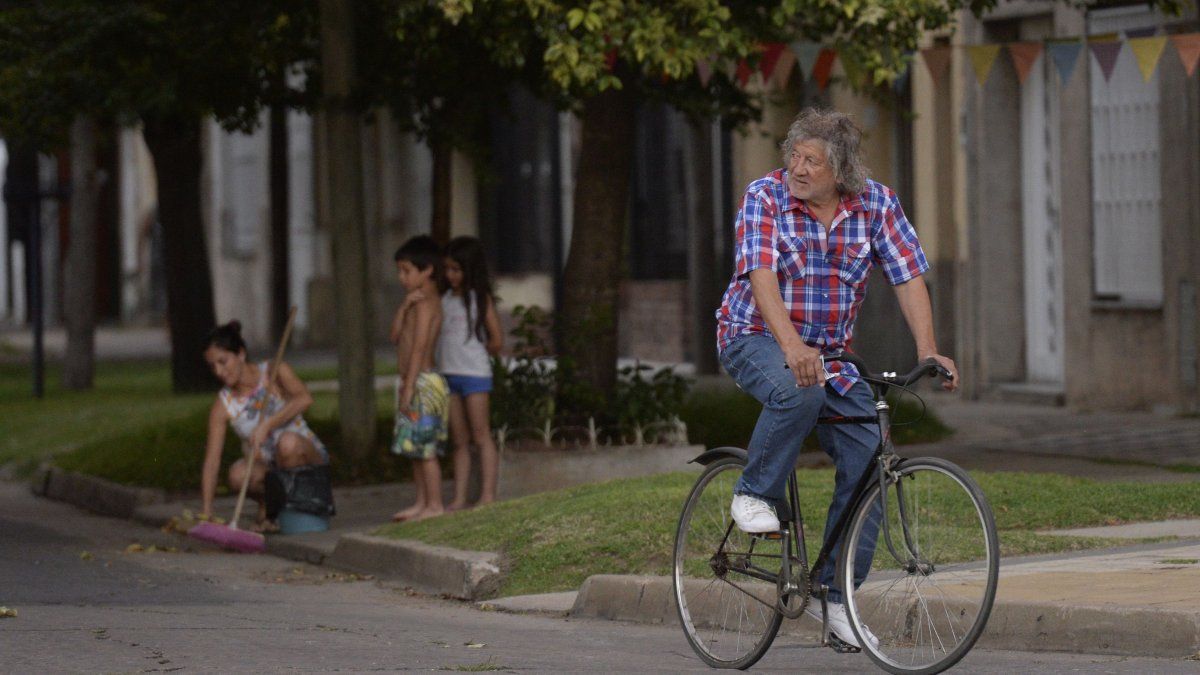 Documental sobre el Trinche Carlovich: el crack que jugaba a la pelota ...