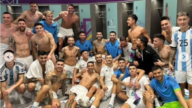 El festejo íntimo de los jugadores en el vestuario y el agradecimiento en redes: Simplemente ...
