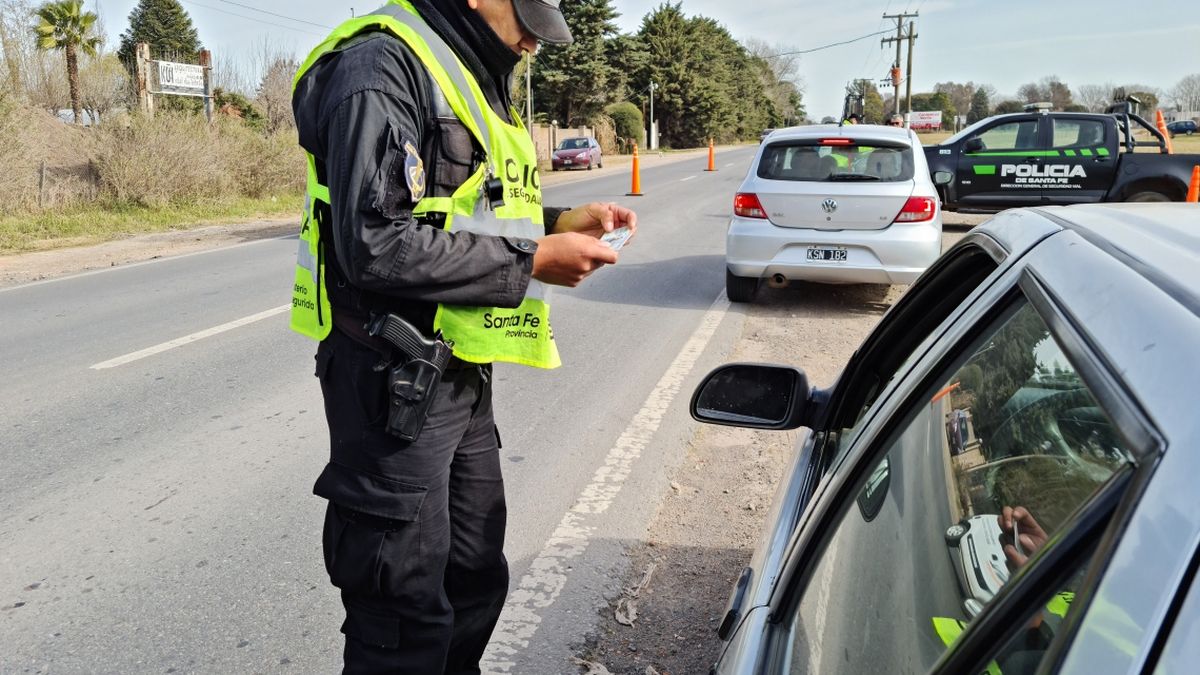 Intensifican los controles vehiculares en todas las rutas de la provincia