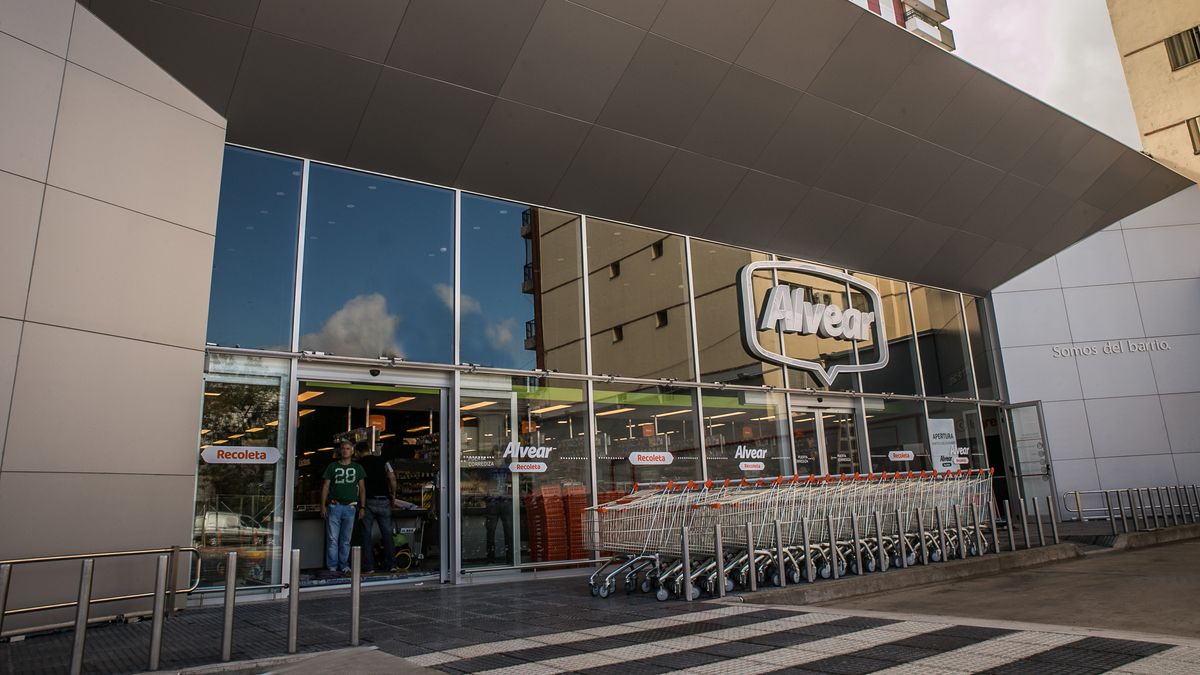 Alvear inauguró su mejor local en Recoleta