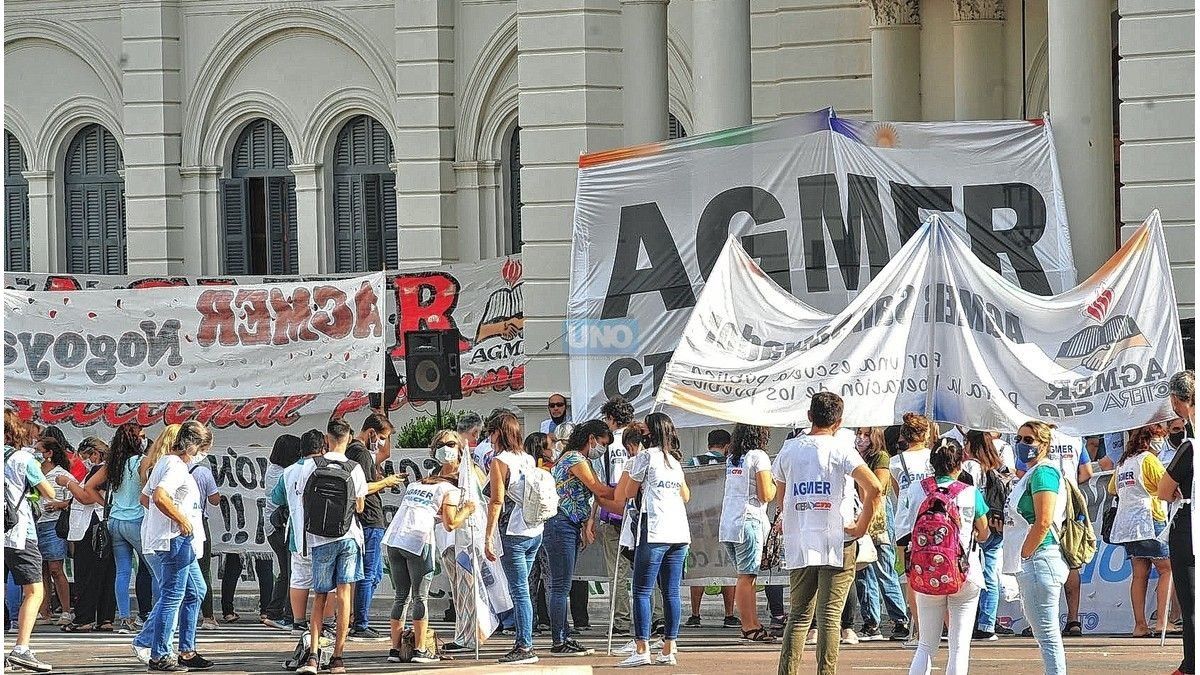 Agmer alertó que hay docentes que les adeudan sus sueldos